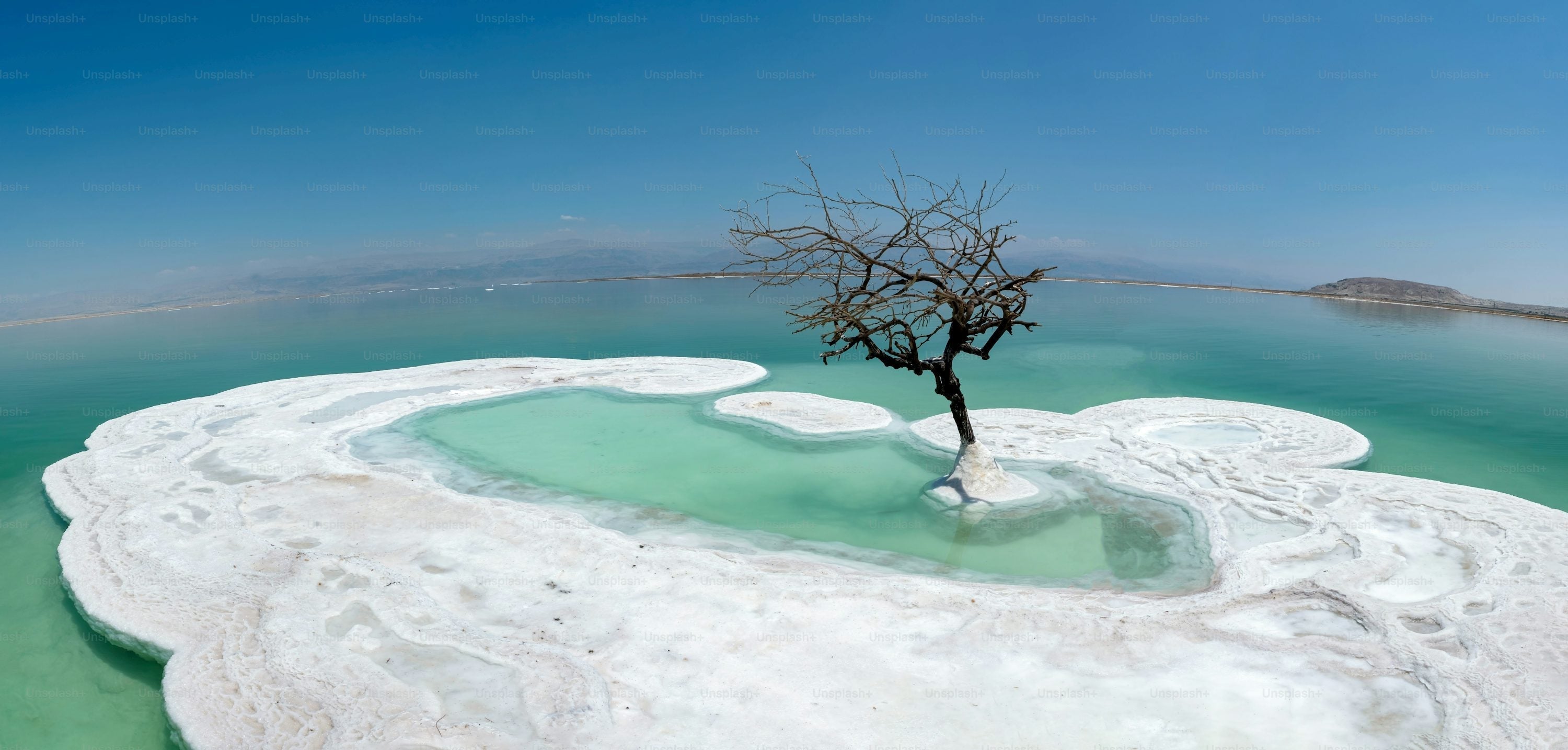 ¿Por qué el mar es salado? Origen y explicación científica – Grupo Agua